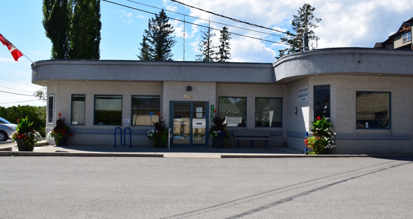 Home - District of Invermere